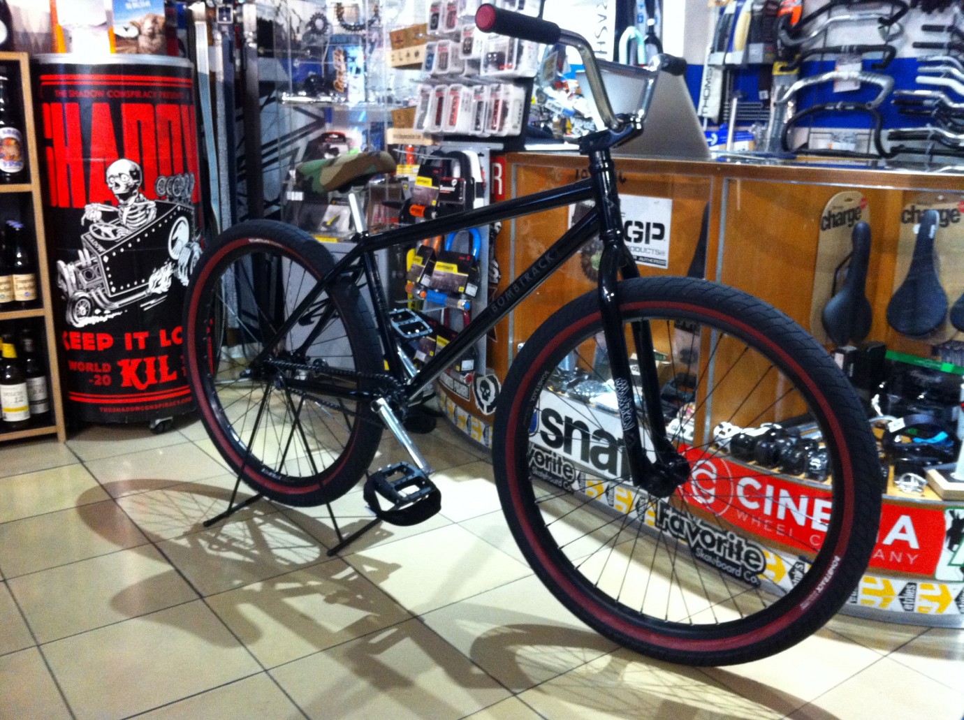 BOMBTRACK 2015 The DASH FGFS Bikes sind gelandet!